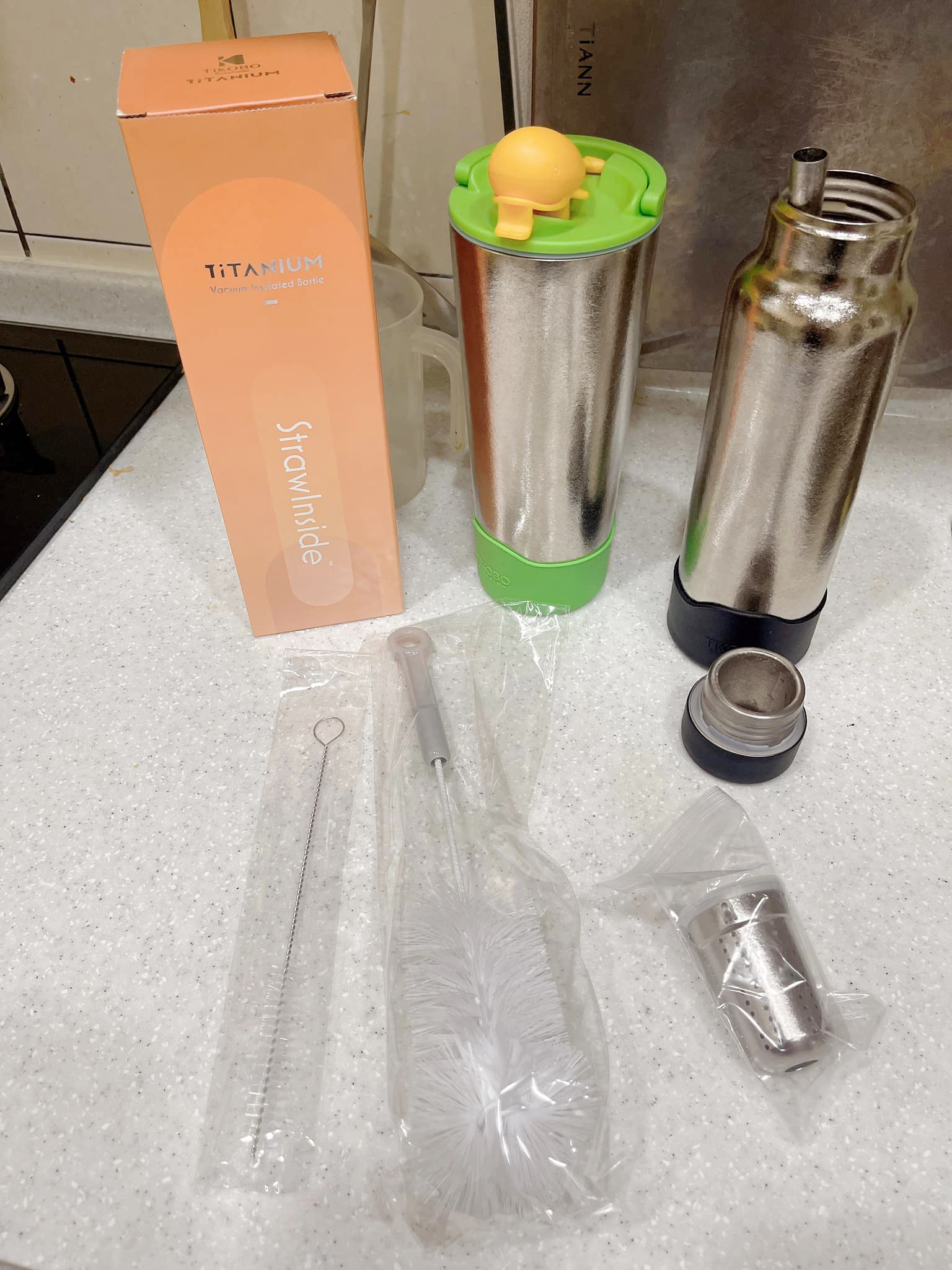 開箱文-TiKOBO 鈦工坊經典袋鼠純鈦保溫瓶6 - 日本羽鈦 |純鈦美學精品館